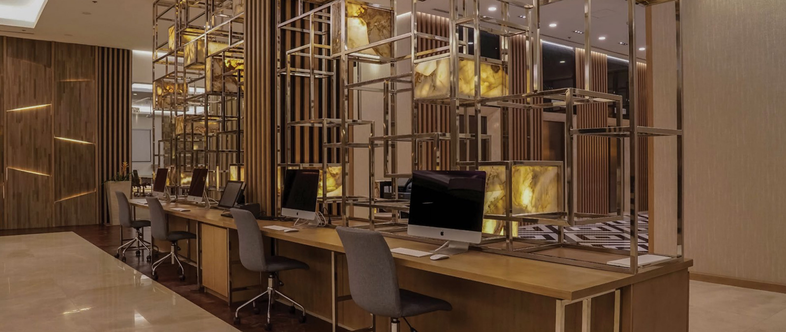 Business Center | Oakridge